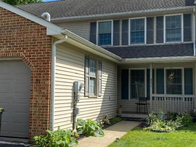 3 Br, 3 bath, Single Family 31 Greythorne Rd