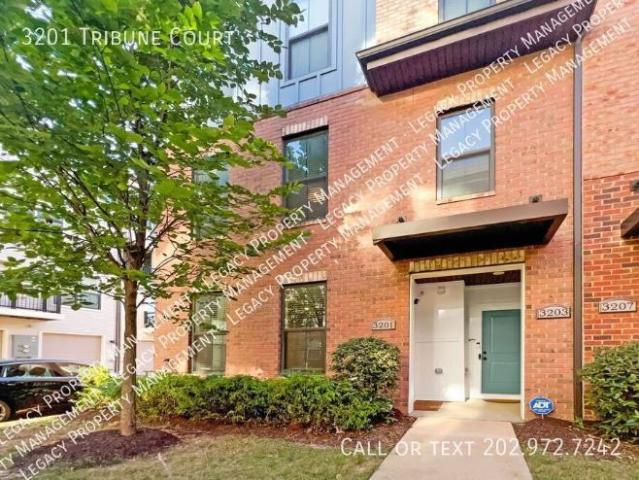 3 Br, 3 bath, Single Family 3201 Tribune Court
