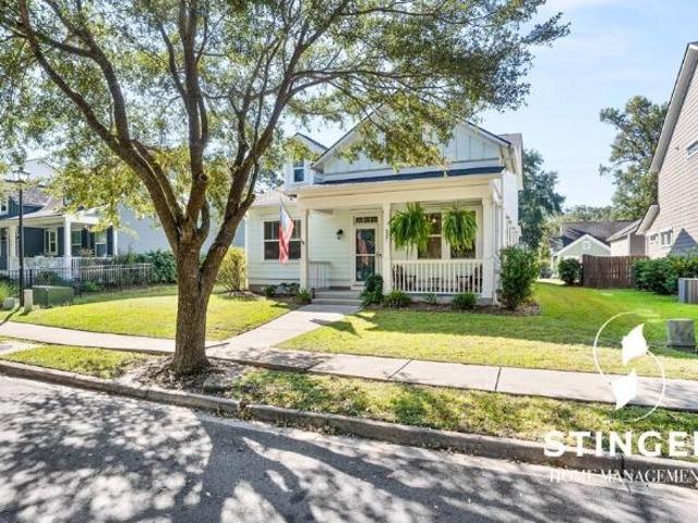 3 Br, 3 bath, Single Family 321 Coquinas Ln