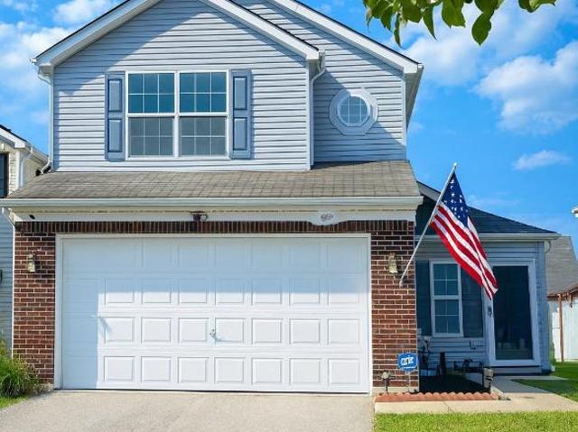 3 Br, 3 bath, Single Family 3236 Easthaven Drive S