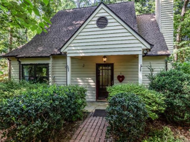 3 Br, 3 bath, Single Family 32 Estes Court