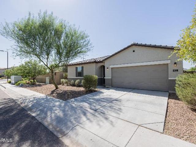 3 Br, 3 bath, Single Family 3311 W Donner Drive