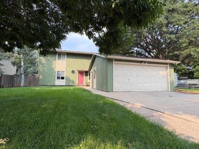 3 Br, 3 bath, Single Family 3325 Birmingham Dr