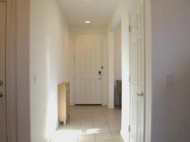 3 Br, 3 bath, Single Family 3330 W Donner Dr
