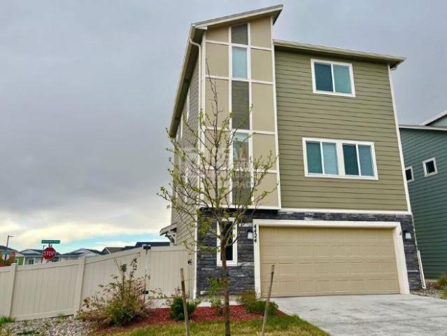 3 Br, 3 bath, Single Family 4424 Samaritan Loop