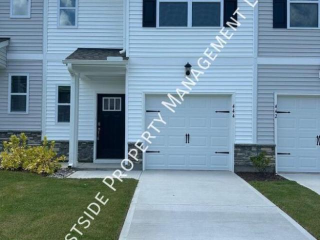 3 Br, 3 bath, Single Family 444 Belgian Red Way