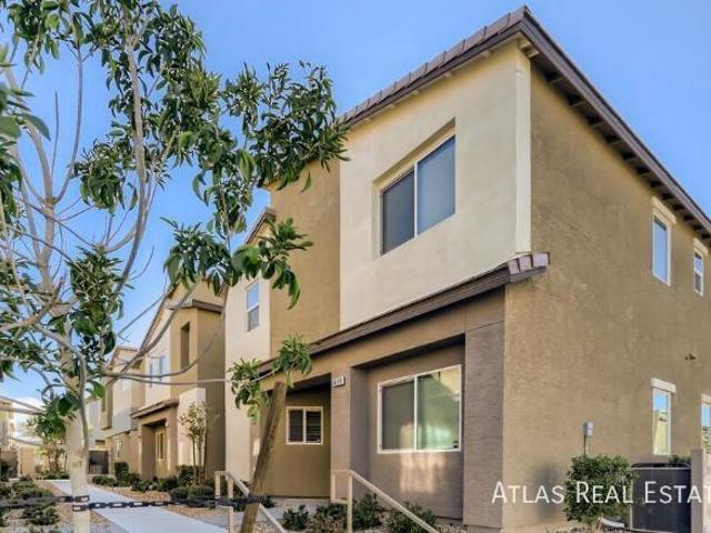 3 Br, 3 bath, Single Family 4479 Sapphire Moon Avenue