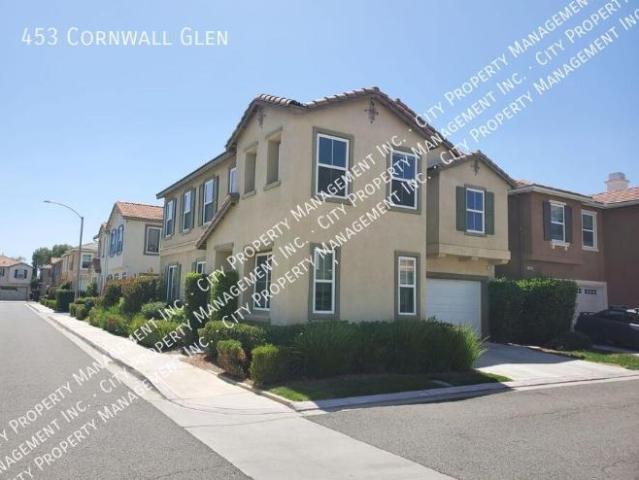 3 Br, 3 bath, Single Family 453 Cornwall Glen
