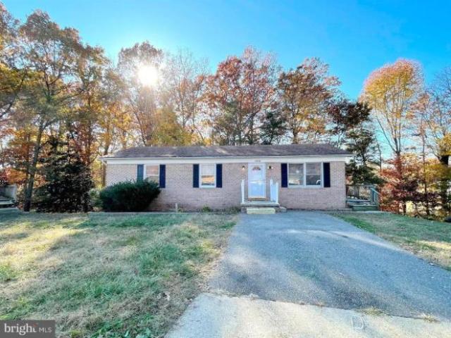 3 Br, 3 bath, Single Family 45743 Dee Ct