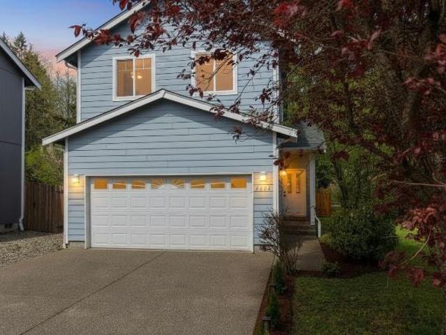 3 Br, 3 bath, Single Family 4604 20th Way NE