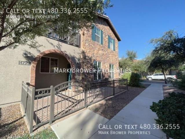 3 Br, 3 bath, Single Family 4729 E Waterman St