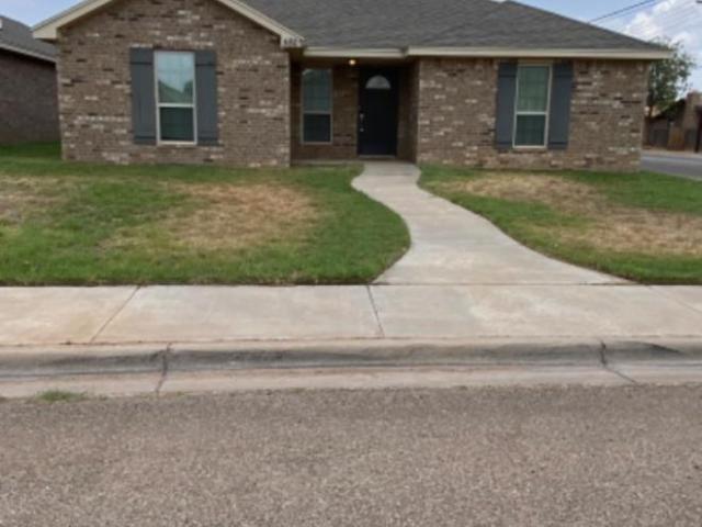 3 Br, 3 bath, Single Family 4802 Harvard St