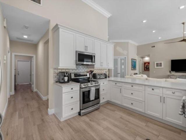 3 Br, 3 bath, Single Family 4841 Exeter Estate Lane