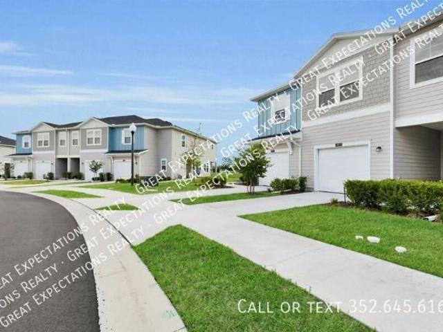 3 Br, 3 bath, Single Family 4859 SW 81st Loop