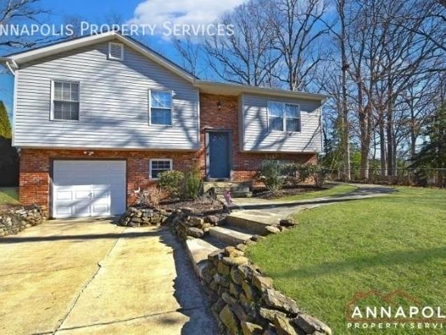3 Br, 3 bath, Single Family 403 Edgemere Drive