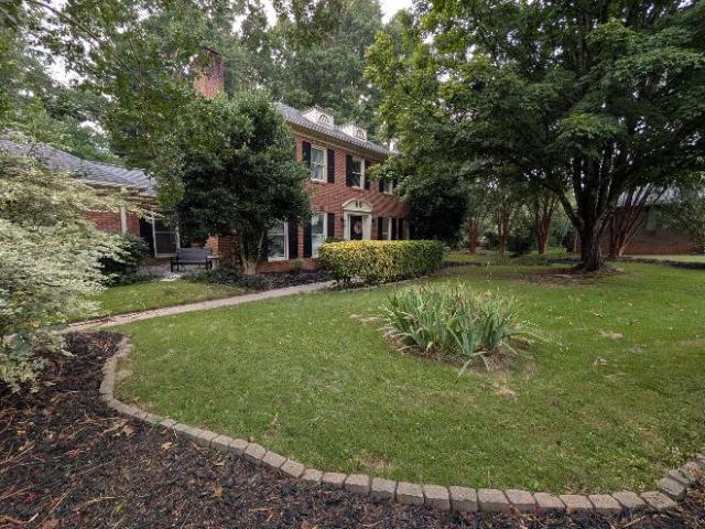3 Br, 3 bath, Single Family 400 Bradley Ct