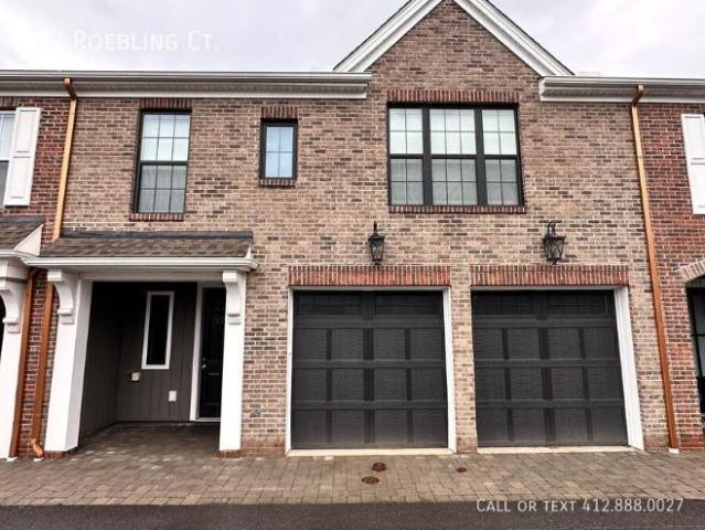 3 Br, 3 bath, Single Family 417 Roebling Ct