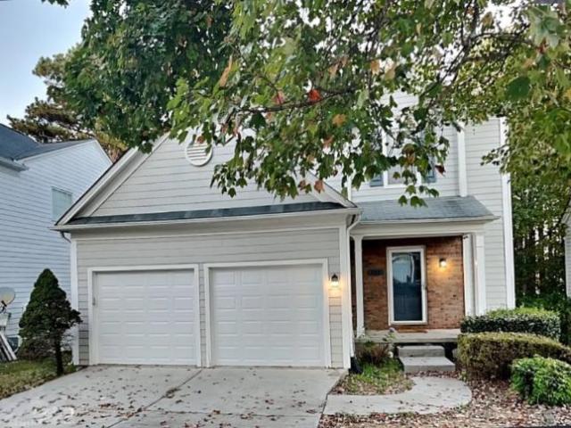 3 Br, 3 bath, Single Family 424 Botttesford Cir