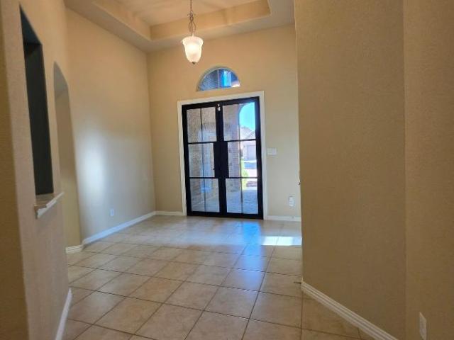 3 Br, 3 bath, Single Family 430 Brookdale Dr