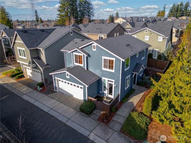 3 Br, 3 bath, Single Family 4319 186th Pl SE