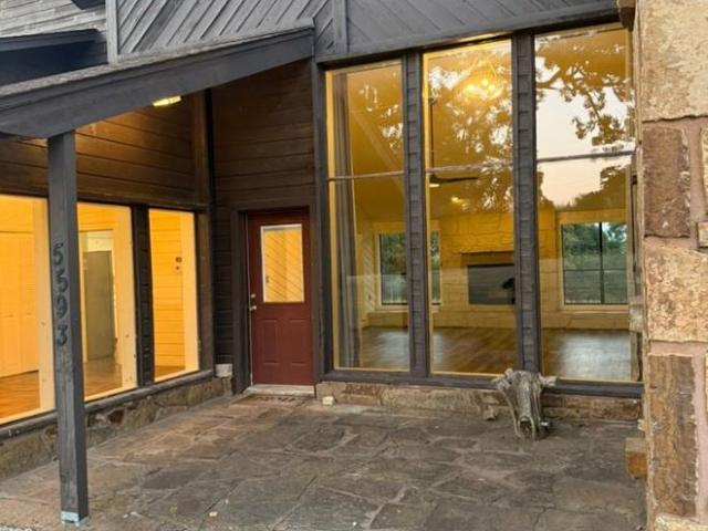 3 Br, 3 bath, Single Family 5593 E 470 Rd