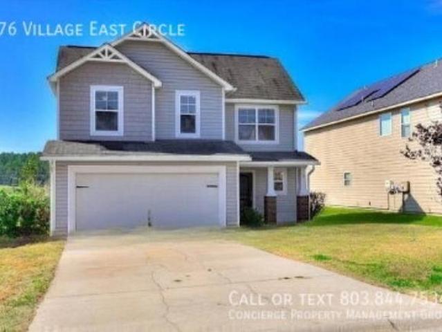 3 Br, 3 bath, Single Family 576 Village East Cir