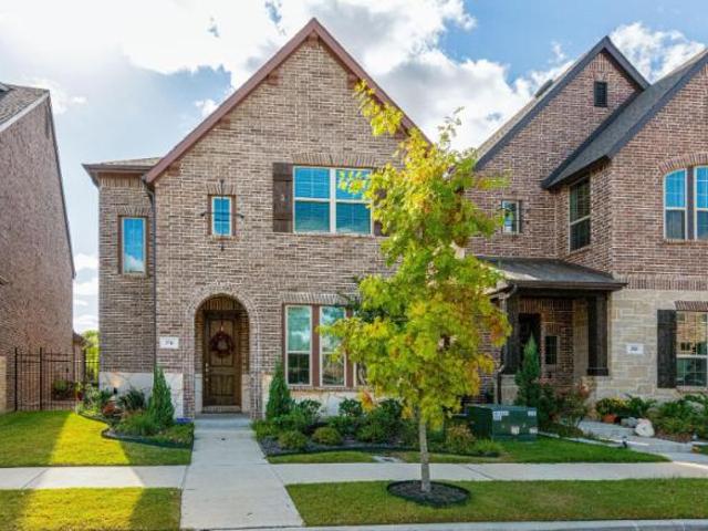 3 Br, 3 bath, Single Family 576 Courtyard Lane