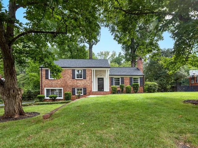 3 Br, 3 bath, Single Family 5839 Wedgewood Drive