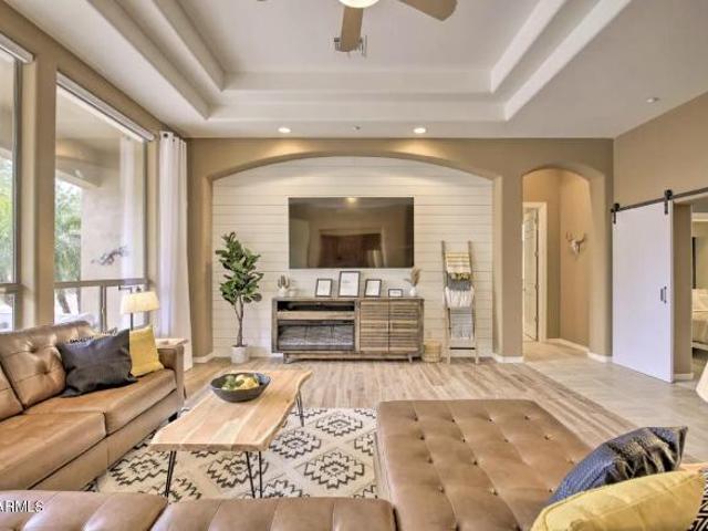 3 Br, 3 bath, Single Family 5936 East Night Glow Circle