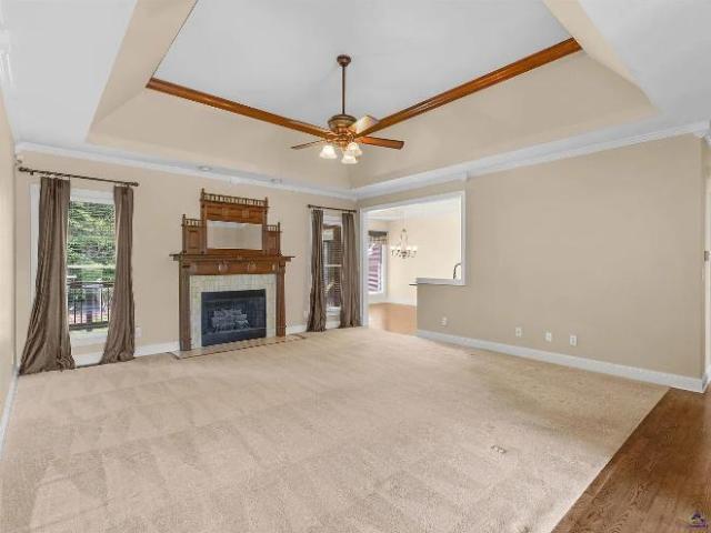 3 Br, 3 bath, Single Family 5014 Pioneer Pkwy