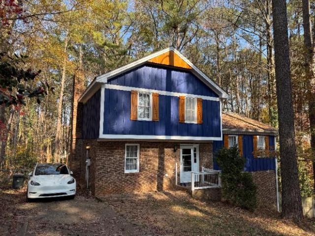 3 Br, 3 bath, Single Family 505 Westbrook Dr