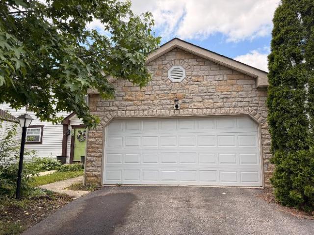 3 Br, 3 bath, Single Family 50 Tabilore Loop