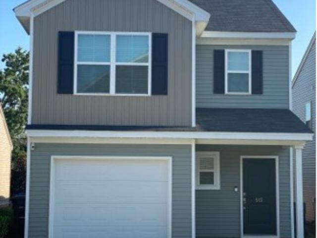 3 Br, 3 bath, Single Family 513 Eastfair Dr