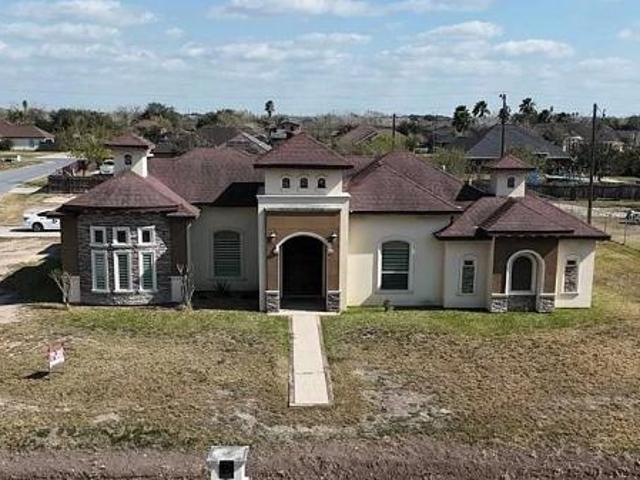 3 Br, 3 bath, Single Family 512 Ponciana Dr
