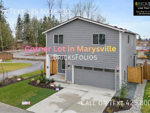 3 Br, 3 bath, Single Family 5165 83rd Ave North