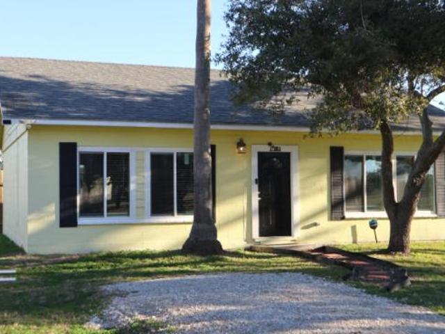 3 Br, 3 bath, Single Family 518 E King St