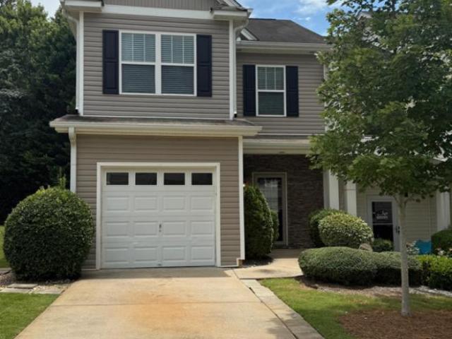3 Br, 3 bath, Single Family 518 Oakside Pl
