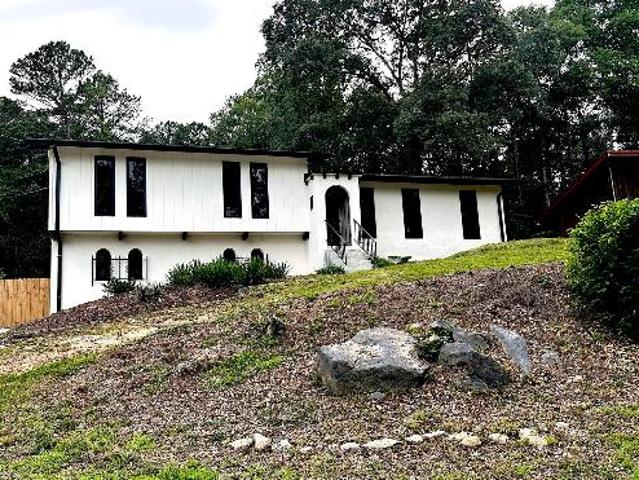 3 Br, 3 bath, Single Family 6415 El Caudillo Ct