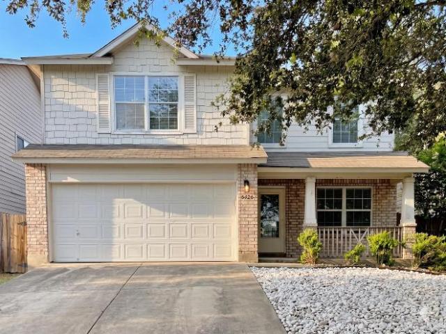3 Br, 3 bath, Single Family 6426 Royal Ridg