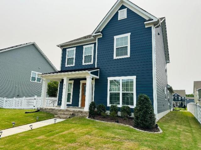 3 Br, 3 bath, Single Family 652 Colonel Byrd St