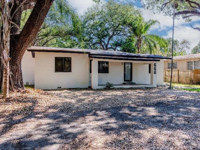 3 Br, 3 bath, Single Family 666 NE 164th Ter