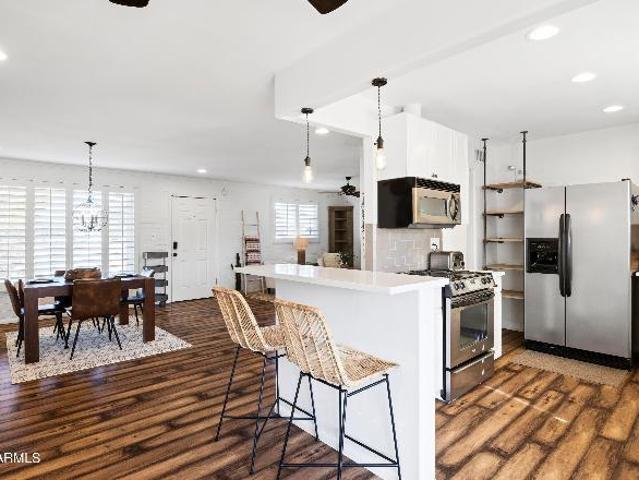 3 Br, 3 bath, Single Family 6719 E 2nd Street
