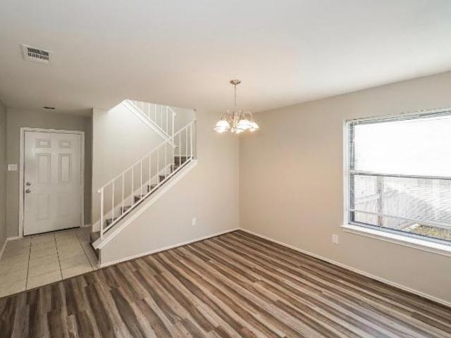 3 Br, 3 bath, Single Family 6915 Eagle Ridge Drive