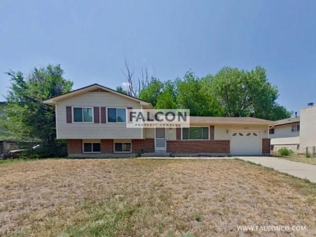 3 Br, 3 bath, Single Family 6974 Metropolitan St