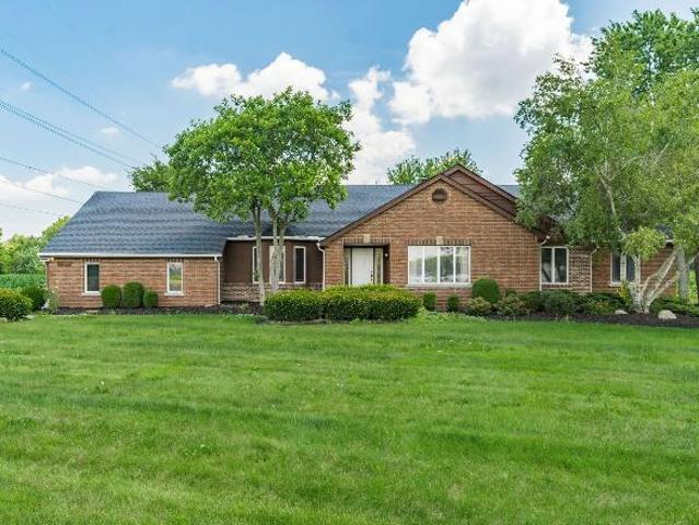 3 Br, 3 bath, Single Family 6002 Bowen Rd