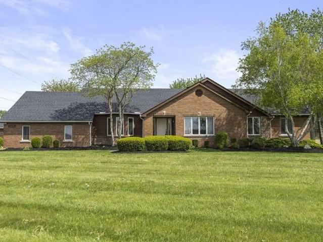 3 Br, 3 bath, Single Family 6002 Bowen Rd