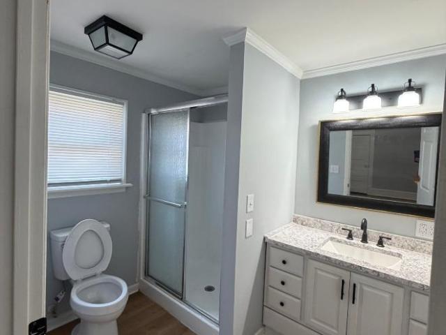 3 Br, 3 bath, Single Family 607 E 11th St