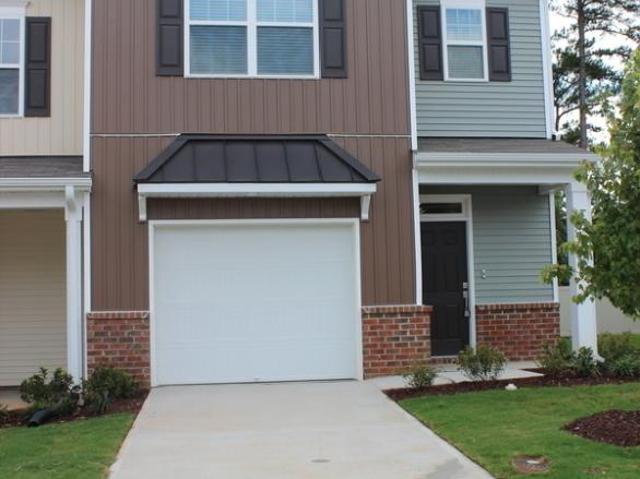 3 Br, 3 bath, Single Family 6117 Beale Loop