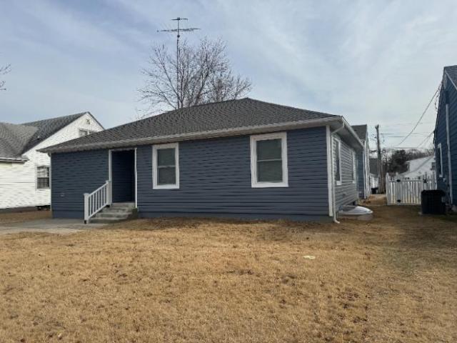3 Br, 3 bath, Single Family 617 Fairview Ave