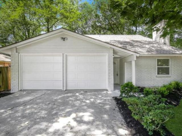 3 Br, 3 bath, Single Family 6 Green Feild Pl